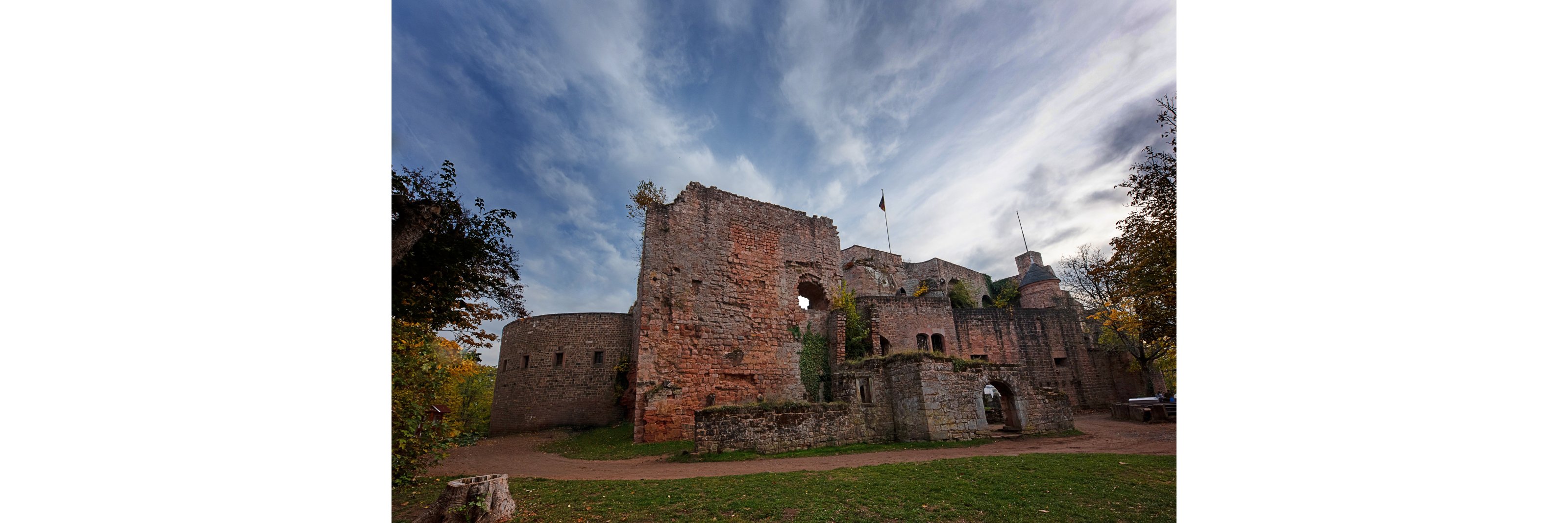 Nanstein Castle | Site-Wurzel